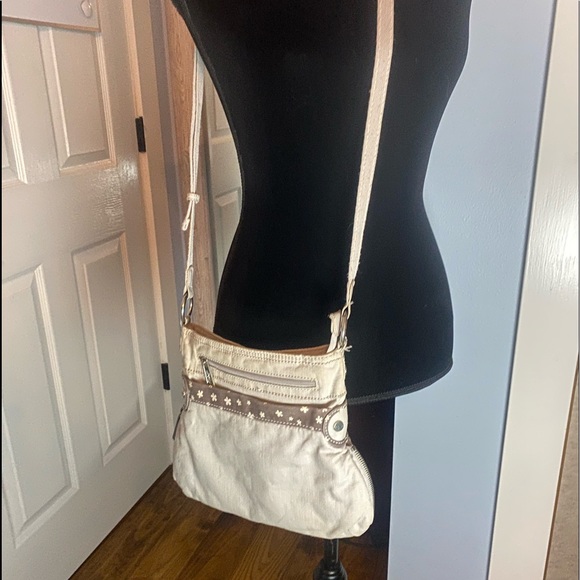 thirty-one | Bags | Thirty One Expandable Crossbody Bag | Poshmark